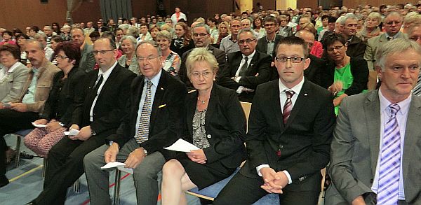 Wo so viel sich hoffen lässt, ist der Abschied ein Fest,“ so Pfarrer Thomas Eckert beim Abschied